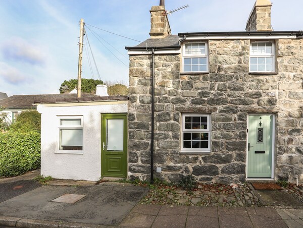 Ty Eiddew - Llŷn Peninsula