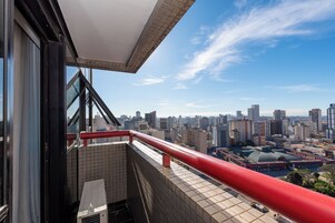 Metropolitan Flat 1803 | Vista da sacada