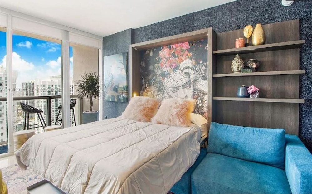 Sky Lights Lux Suite - Miami