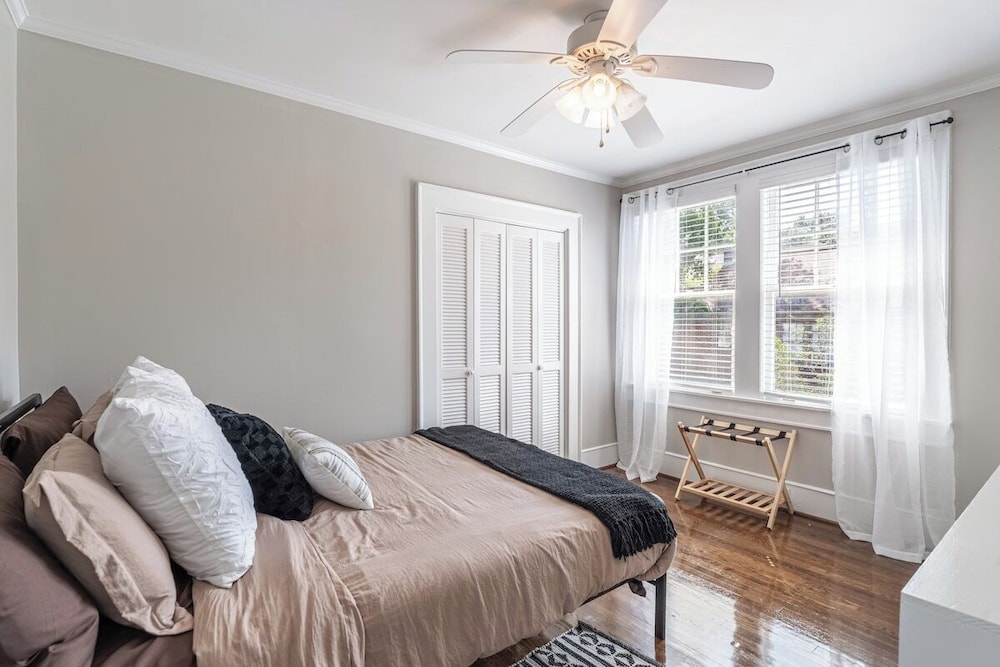 Cocky's Condo - Walk To 5 Points And Usc, Patio, Ring Camera, Newly Renovated - 컬럼비아