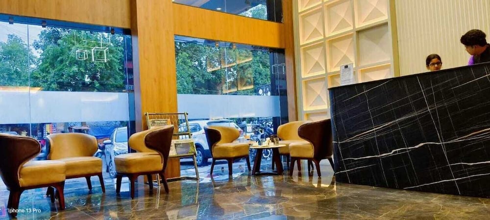 Ankit Hotel By M Square - Jabalpur