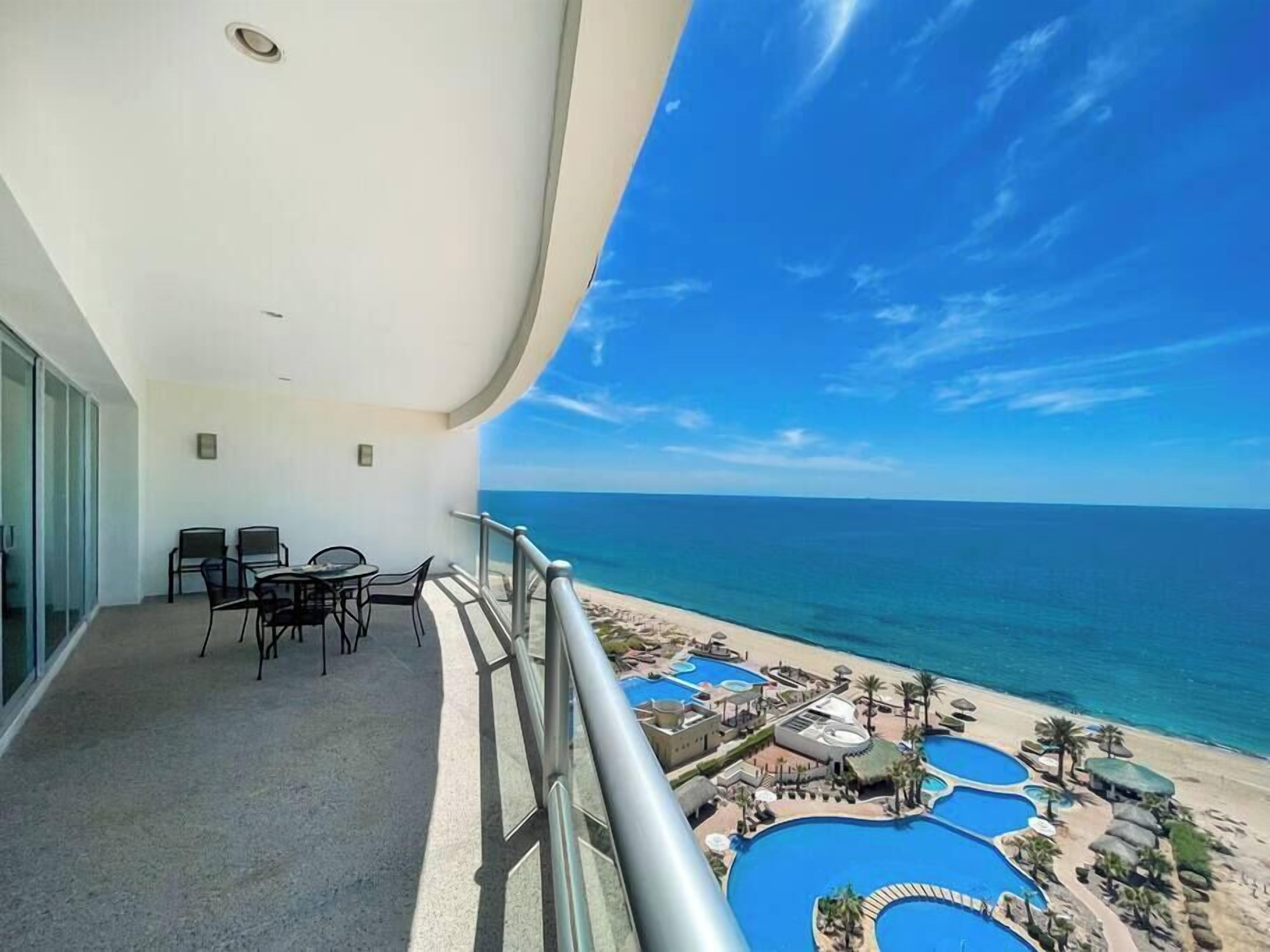 Breathtaking Luxury Oceanfront Condo en Puerto Peñasco - Hotels.com