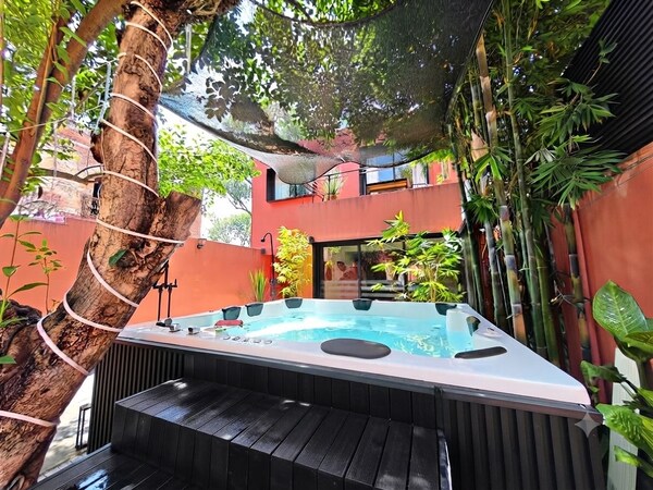 Casa Tonal - Mexico City