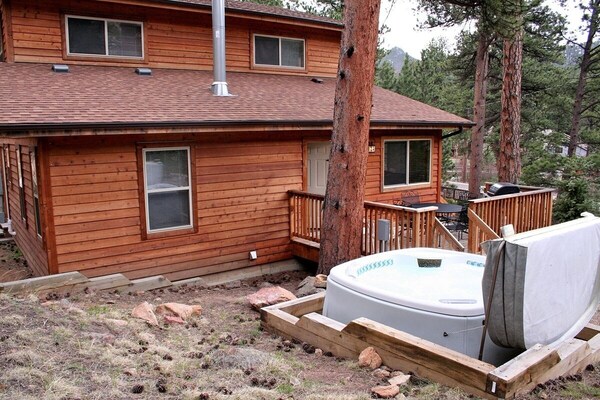 Timber Creek Chalets: 9 3 Bedroom Chalet - Estes Park, CO