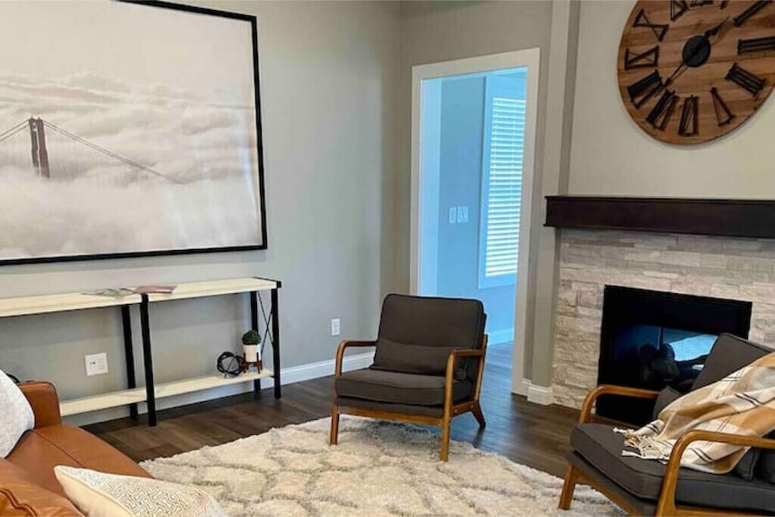 Entire Home: First Class Stay For Work & Play - Davenport, IA