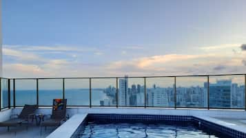 Apartamento Básico | Piscina