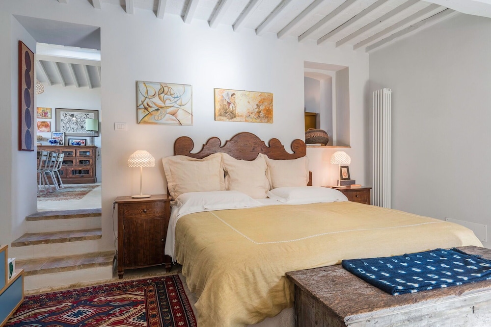 Lovely apartment for 2 guests with pool, A/C, WIFI and terrace, close ...