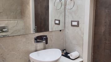 Quarto Deluxe | Casa de banho