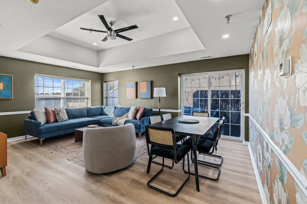 Spacious | Balcony | Central | Hosted By Stayrafa - Bensalem, PA