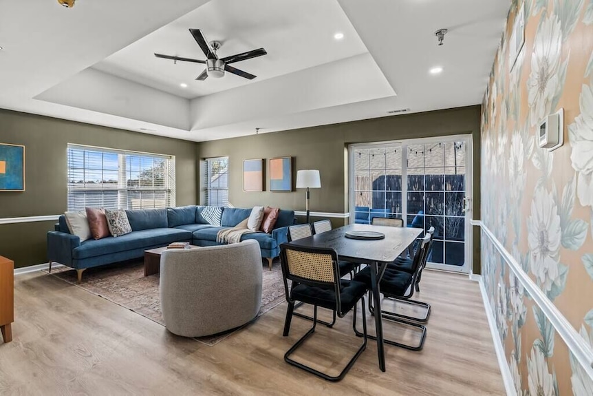 Spacious | Balcony | Central | Hosted By Stayrafa - Bensalem, PA