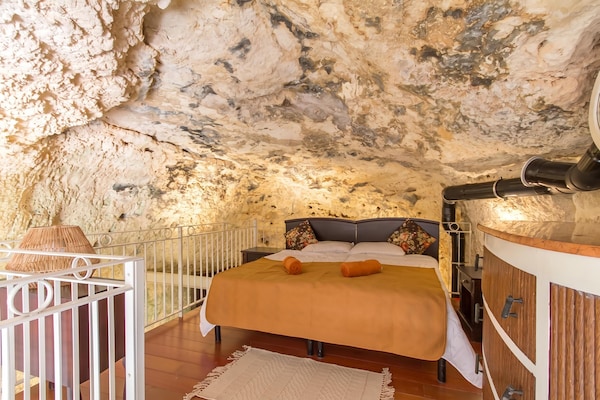 Pleasant Stone House & Jacuzzi St Martin - Malte