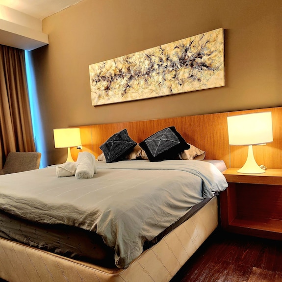 Lot 163 Super King Bed 6 Min Walk To Petronas Twin Tower Klcc By Zen Glo - Bukit Bintang