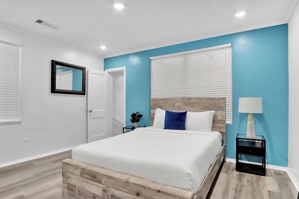 Macon Ranch, 10 Qn Beds - Macon, GA