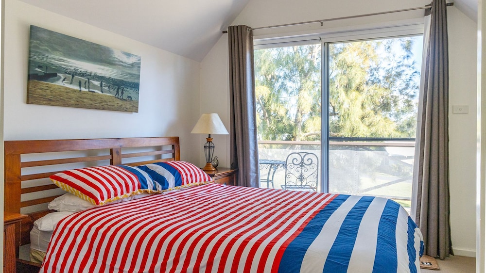 Coral Cottage - Berrara Waters - Lake Conjola