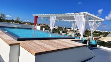 Piscina externa