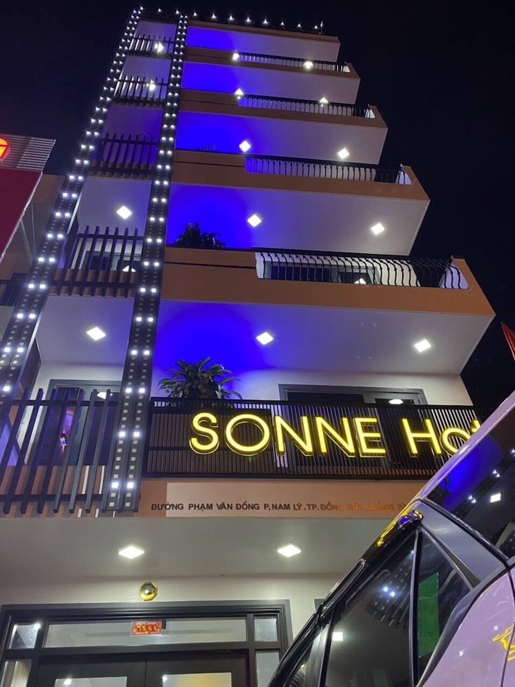 Sonne Hotel - Đồng Hới