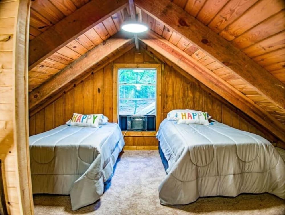 The Sac Au Lait Chalet - Mississippi