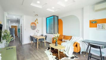 Penthouse Signature | Sala de estar | Smart TV