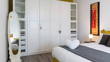 Apartamento panorâmico | Ferros/tábuas de passar roupa, Wi-Fi de cortesia, roupa de cama