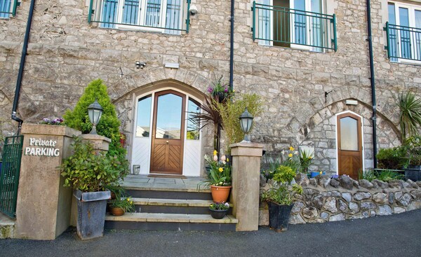 Patricks Boathouse - The Mumbles