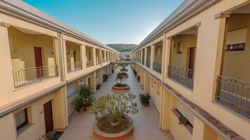 Apartamento, 2 quartos, varanda | Exterior