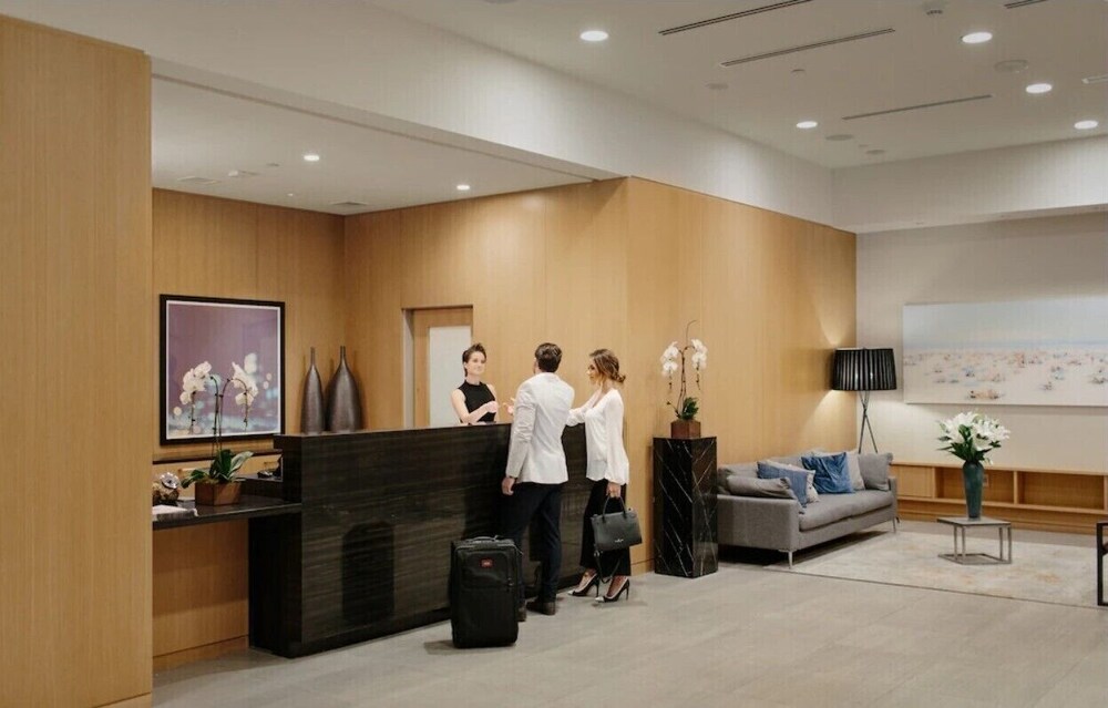 Level South Olive- One Bedroom Suite & Office Reviews, Deals & Photos ...