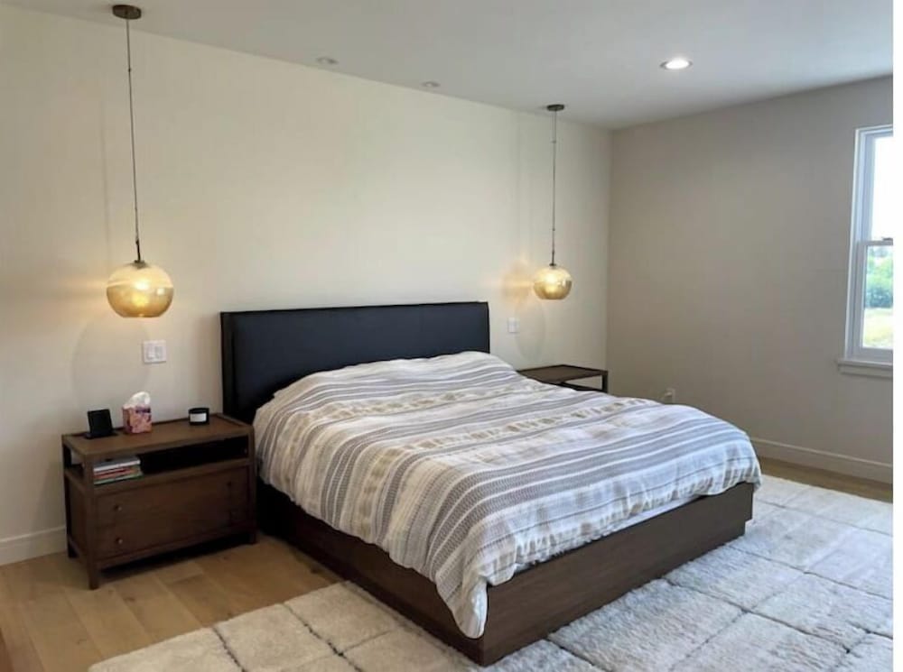Modern Farmhouse On Emigrant Creek. Peaceful, Views, And A Dance Studio! - Oregon Shakespeare Festival