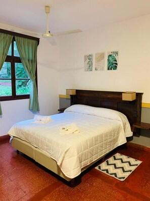 Quarto Duplo Comfort | Wi-fi grátis, roupa de cama fornecida 