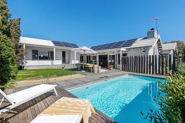 Luxury Cottage With Pool In Perfect Location - Portsea