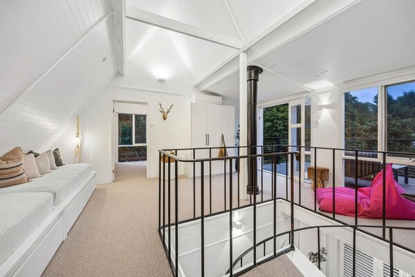 The Coast Country Cottage - Phillip Island