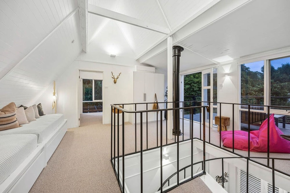 The Coast Country Cottage - Melbourne