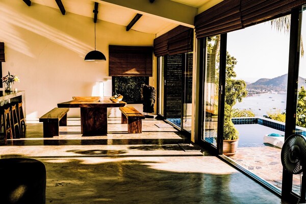 ルナー・ヴィラ・コータオ - ラグジュアリープール・ヴィラ - タオ島