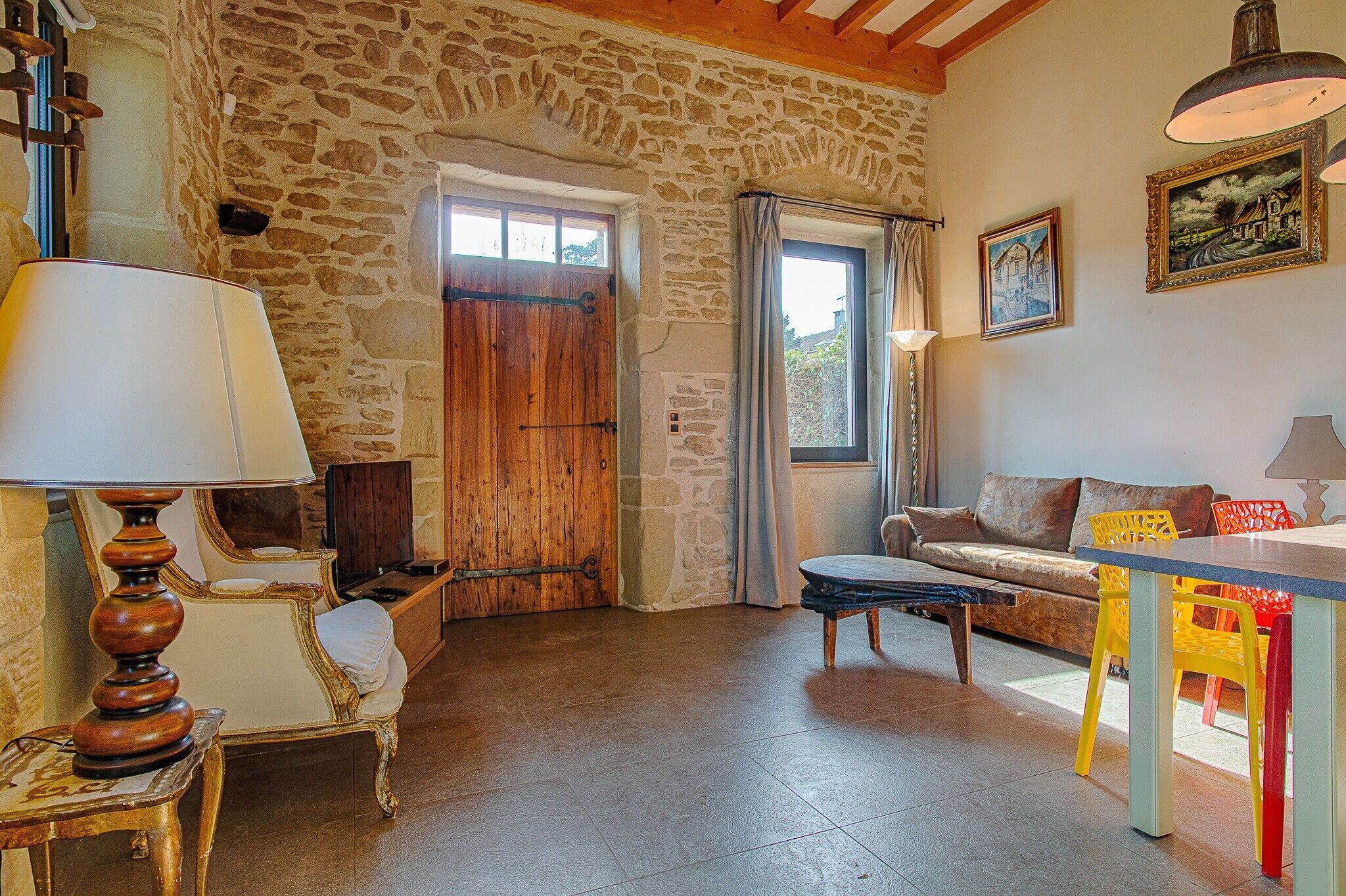 Holiday Home 'Petit Gte De La Renaissante' With Private Terrace, Wi-fi And Air Conditioning - Bren