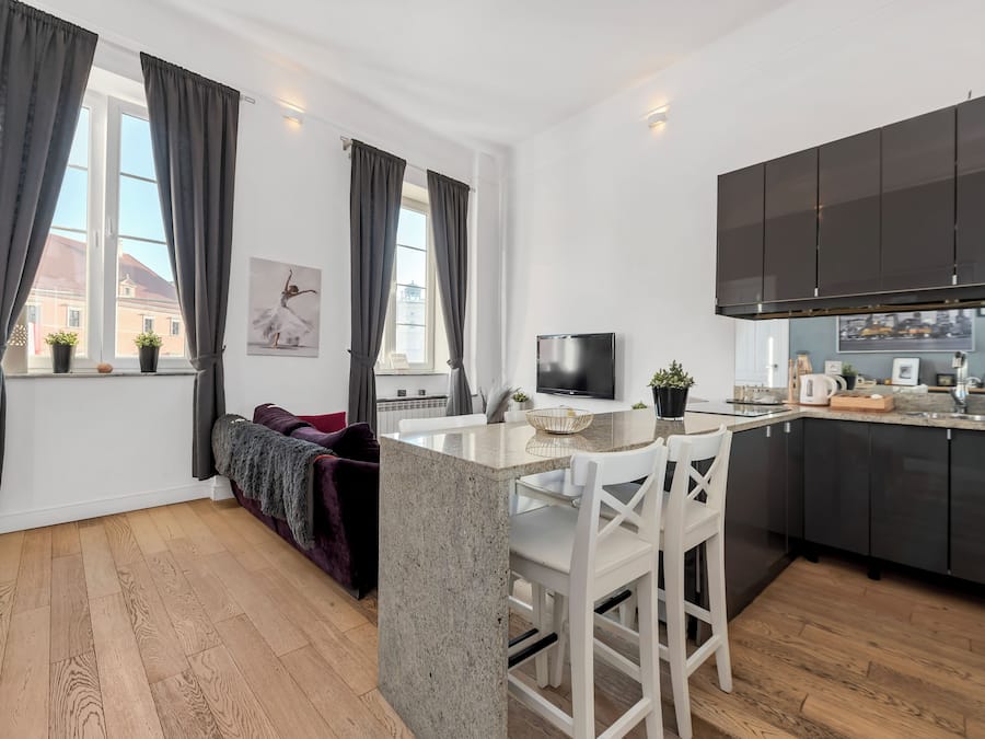 Apartamento clássico | Cozinha privada | Geladeira, cooktop, chaleira elétrica, chapa