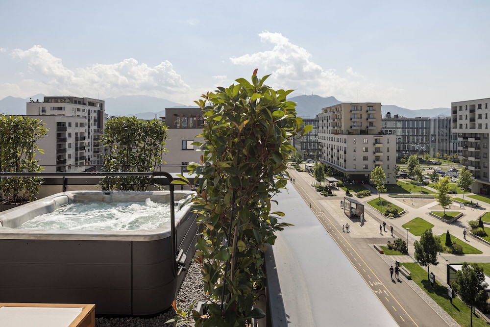 The Alley By Kanopian - Brașov