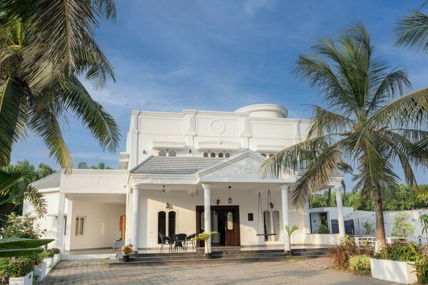 Truliv Villa Cabana - Chennai