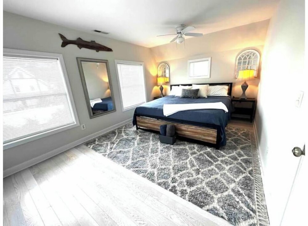 The W - Enjoy A Quick 3 Minute Walk To The Beach Or 6 Mins Walk To Tyde - Bridgeport