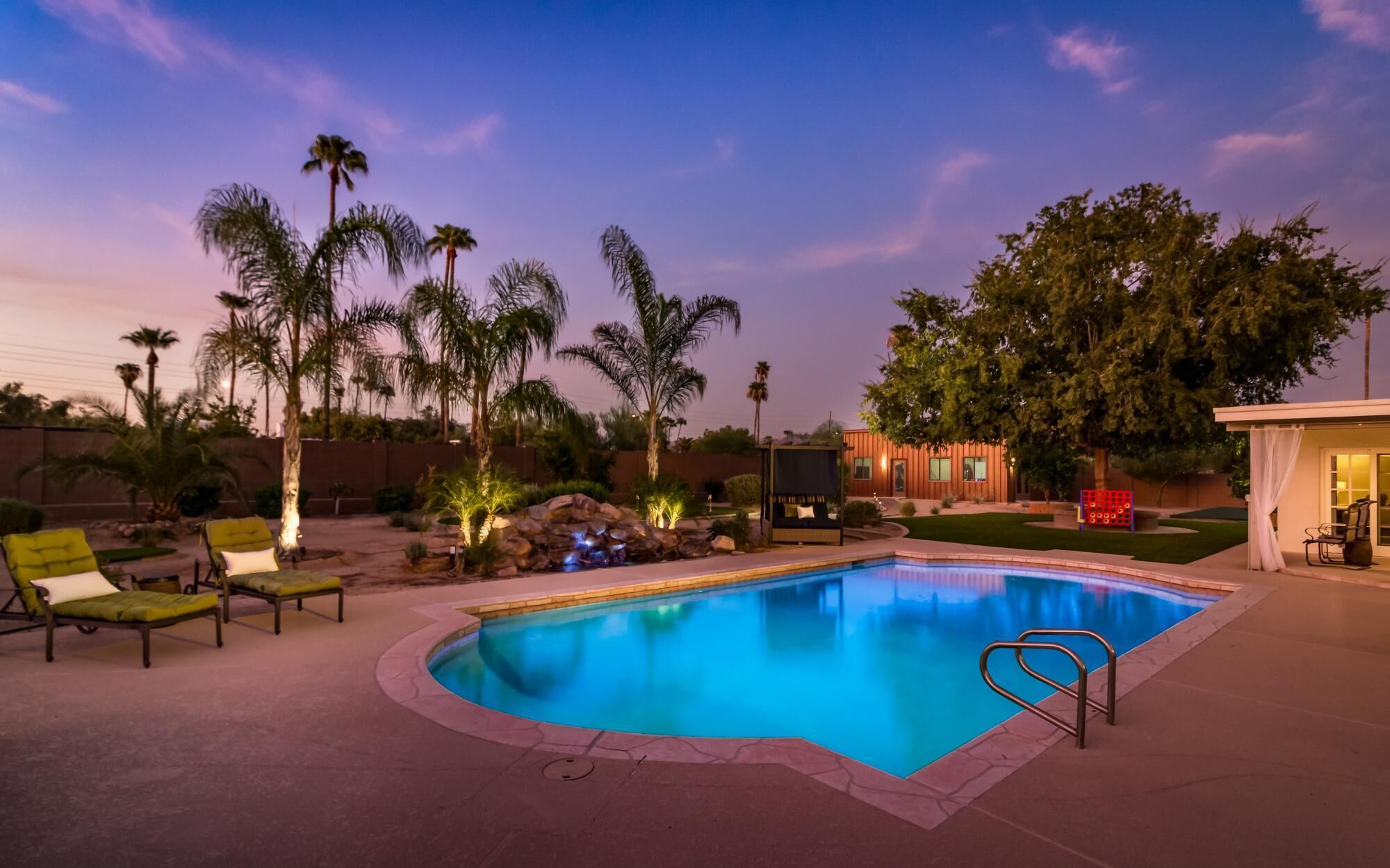 Paradise Play Resort 6 Bedrooms Pool spa Arcade Putting Green Sports ...