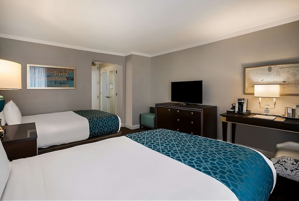 Endless Fun At Your Doorstep! Near Uptown New Orleans Historic District, Pool! - New Orleans, LA