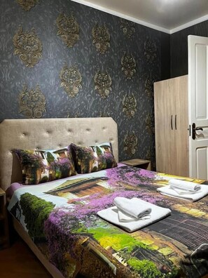 Secretária, quartos insonorizados, ferro/tábua de engomar, Wi-fi grátis