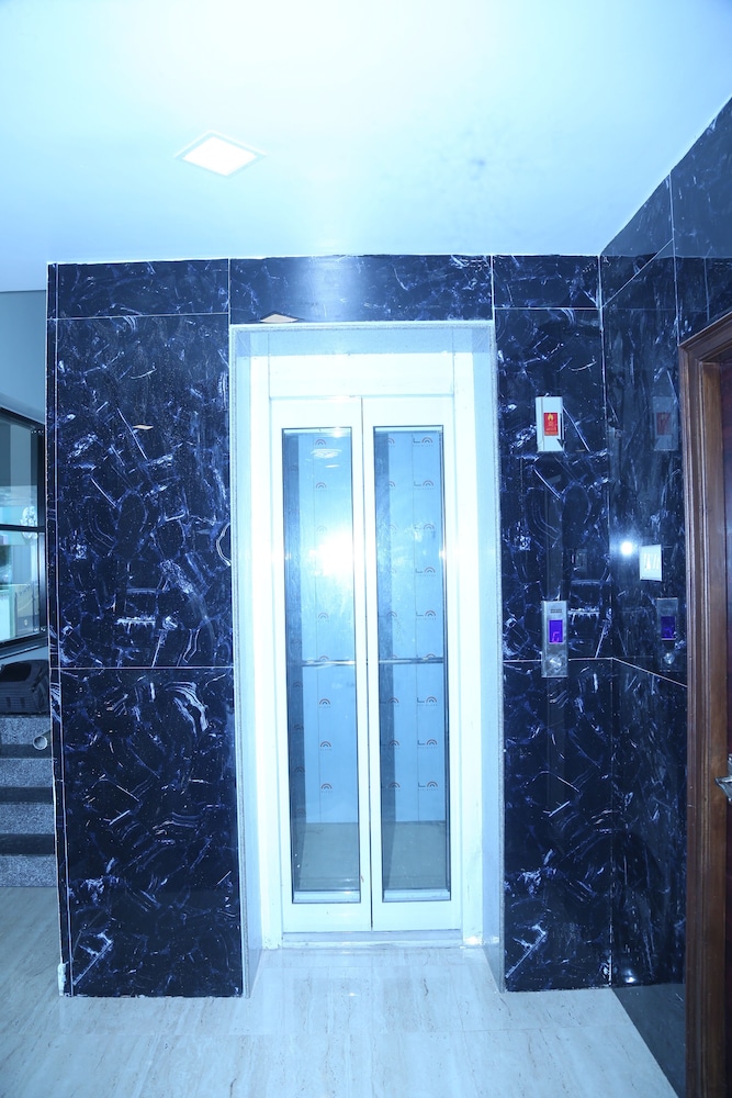 Hotel Tawfeeq Palace - Thanjavur