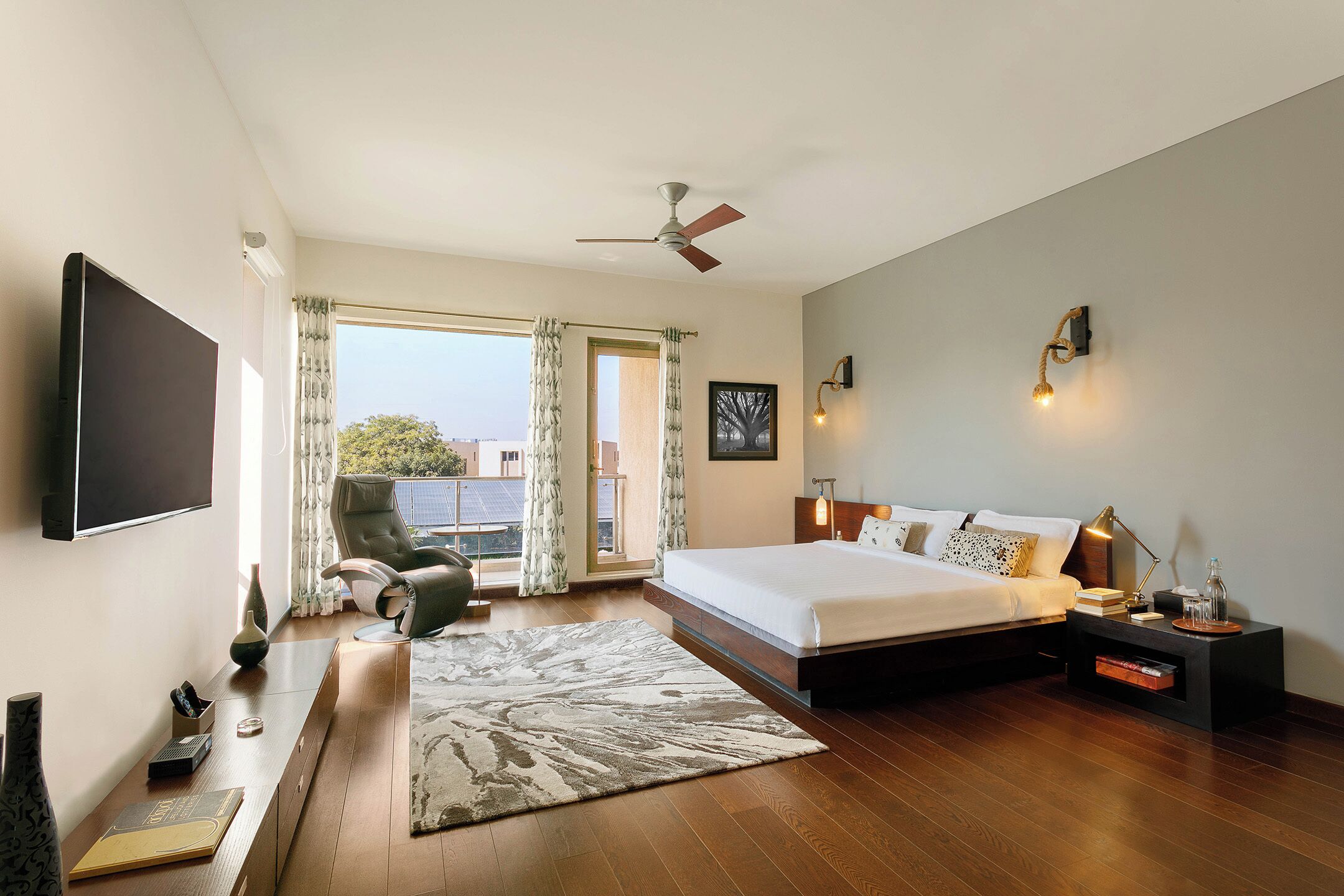 Hummingbird Villa, 4 Bedrooms, Private Garden & Terrace | Ferros/tábuas de passar roupa, Wi-Fi de cortesia, roupa de cama