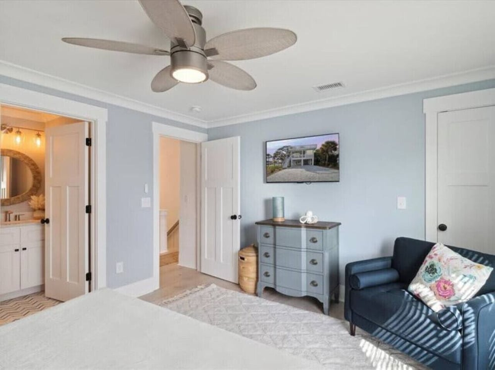 Bougie And The Beach- Brand New 3bed 2ba Home, Roof Top Sun Deck W/ocean Views! - Tybee Island, GA