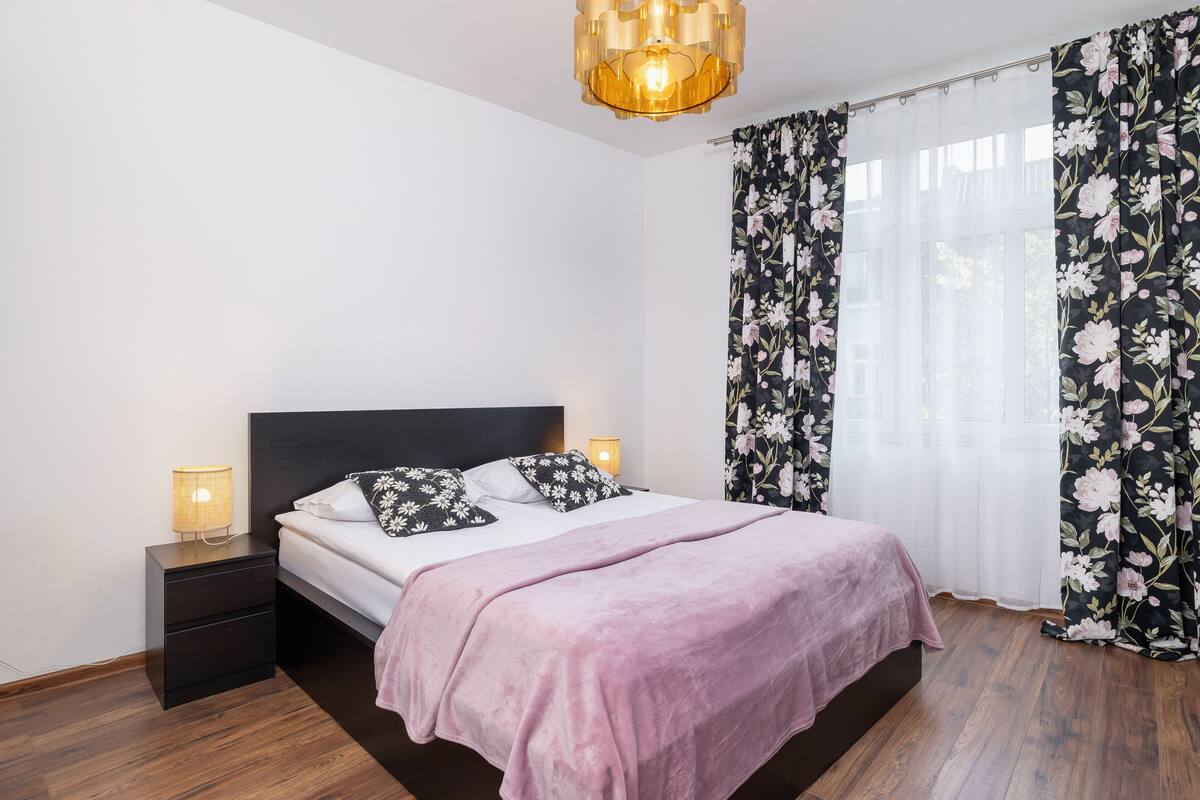 Apartamento, 1 quarto, varanda, junto à montanha | 1 quarto, roupa de cama fornecida