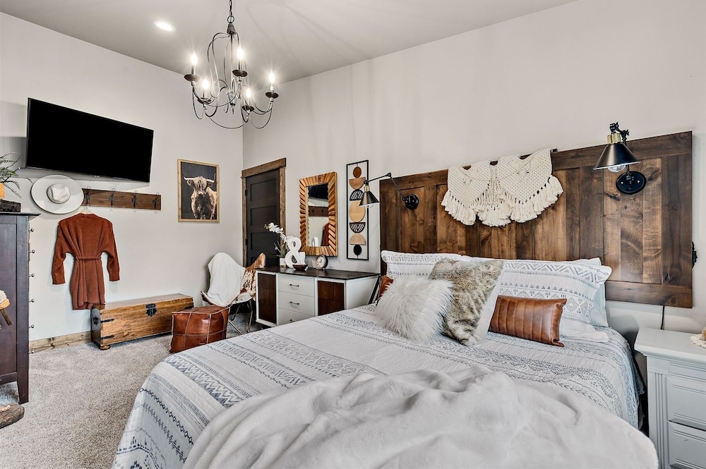76 Ranch R&r | 2 Bed, 1 Bath - Deadwood, SD