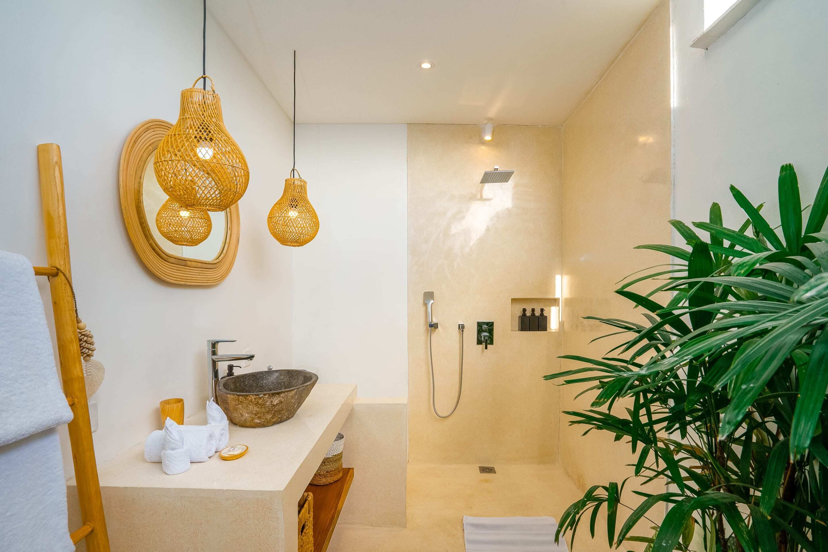 Villa Básica, várias camas | Casa de banho | Um polibã, artigos de higiene pessoal grátis, um secador de cabelo 