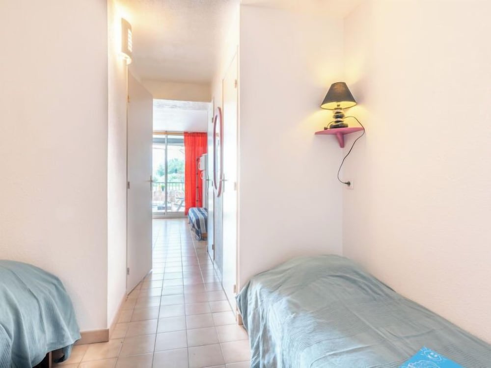 Le Lagon Bleu By Interhome - Le Grau-du-Roi