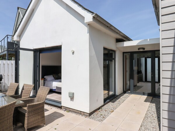 Pebble Ridge View, Pet Friendly, With Hot Tub In Westward Ho! - Barnstaple