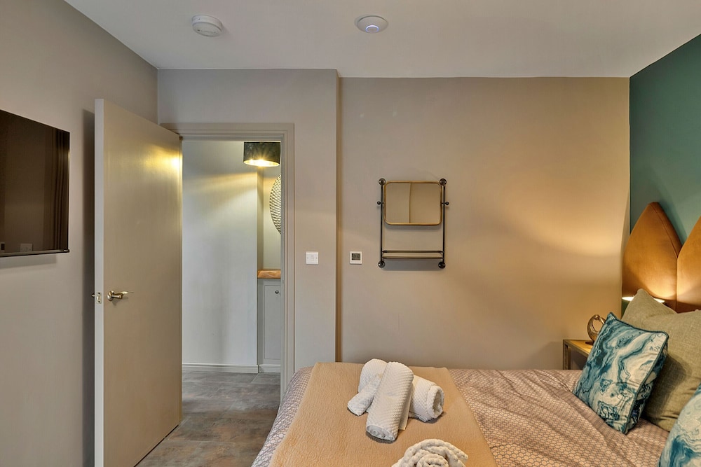 Finest Retreats | Towan House - Perranporth