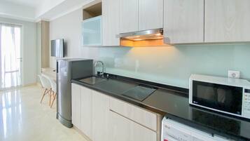 Estúdio | Cozinha privada | Geladeira grande, cooktop